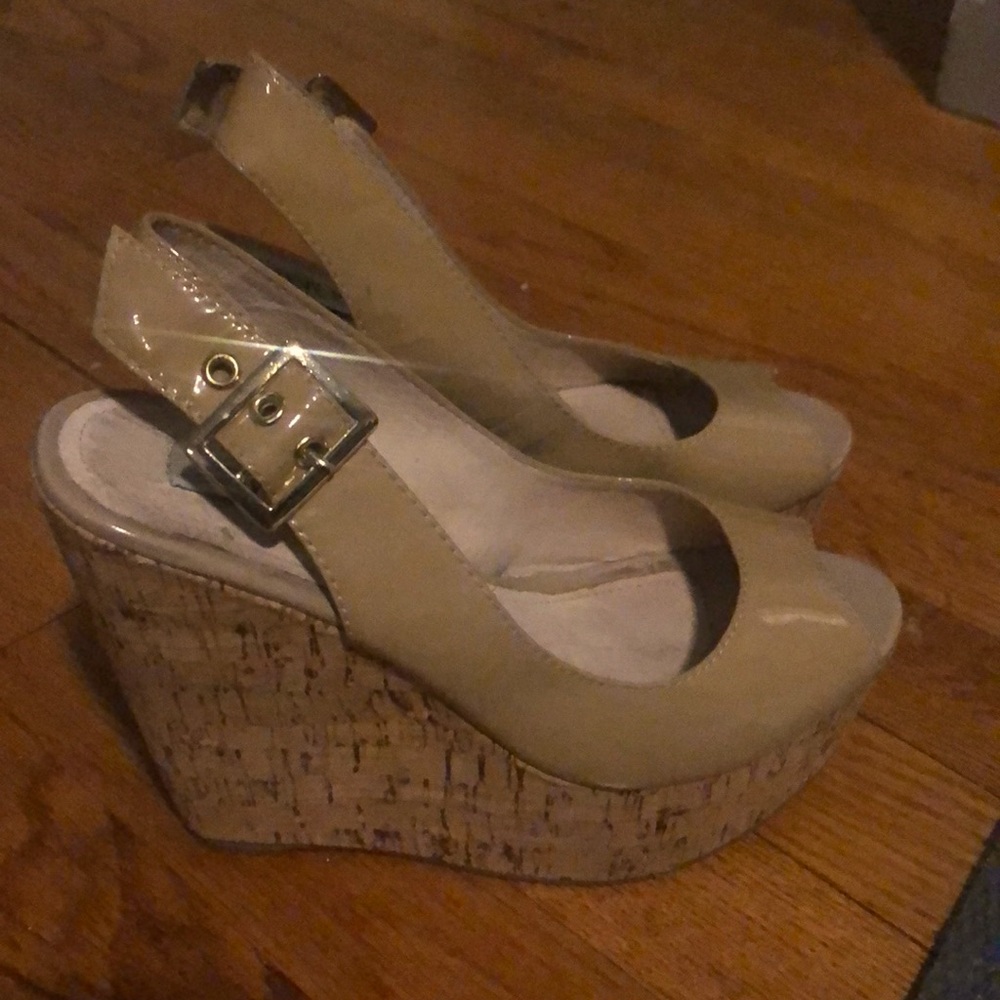 Steve Madden Nude Patent Leather Cork Wedges - Gem